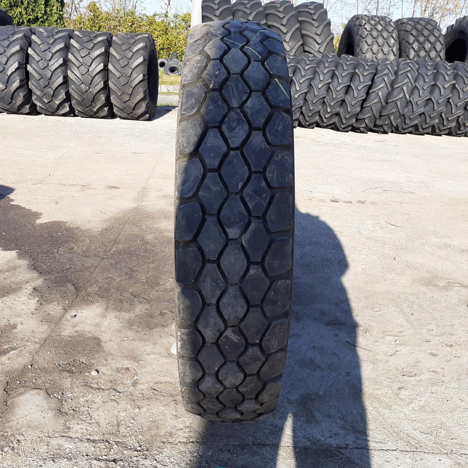 Anvelope 9.00 20 Universal