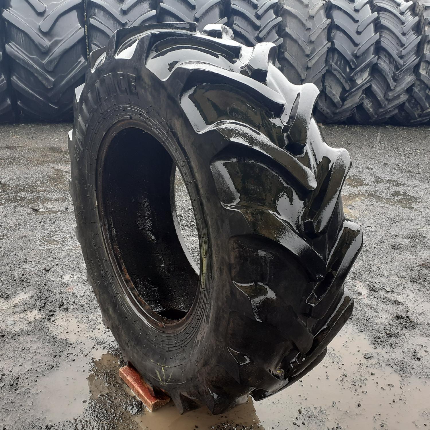 Anvelope 14.9 24 Alliance