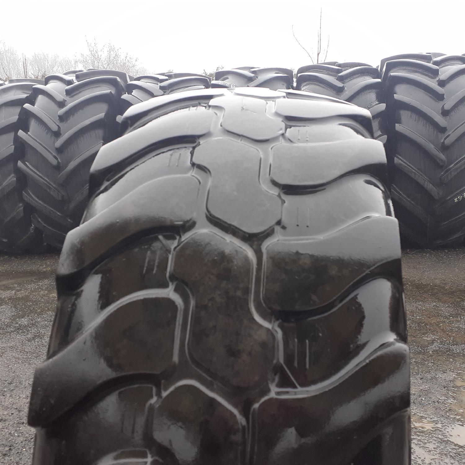 Anvelope 405/70 20 Dunlop