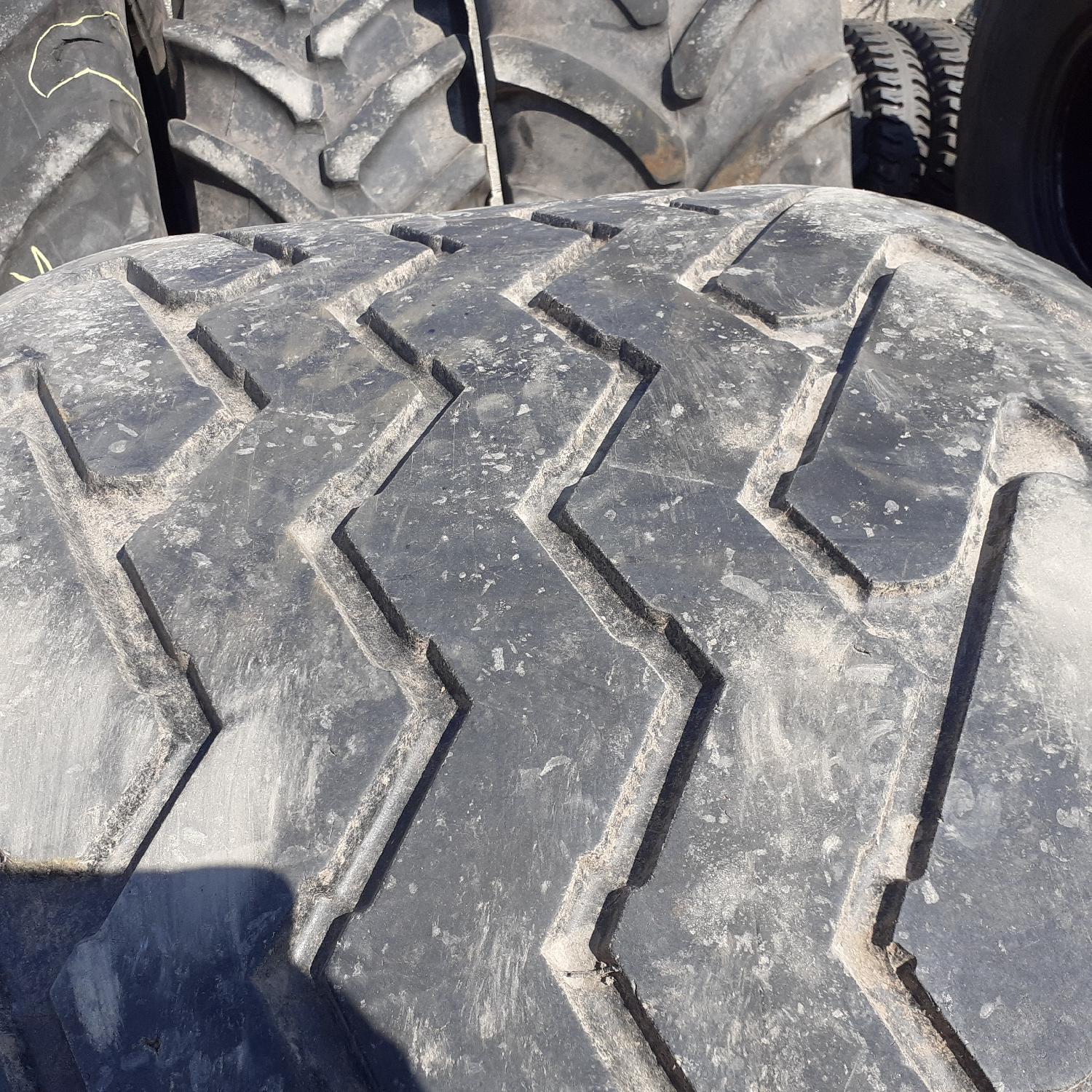 Anvelope 710/50 26.5 Vredestein